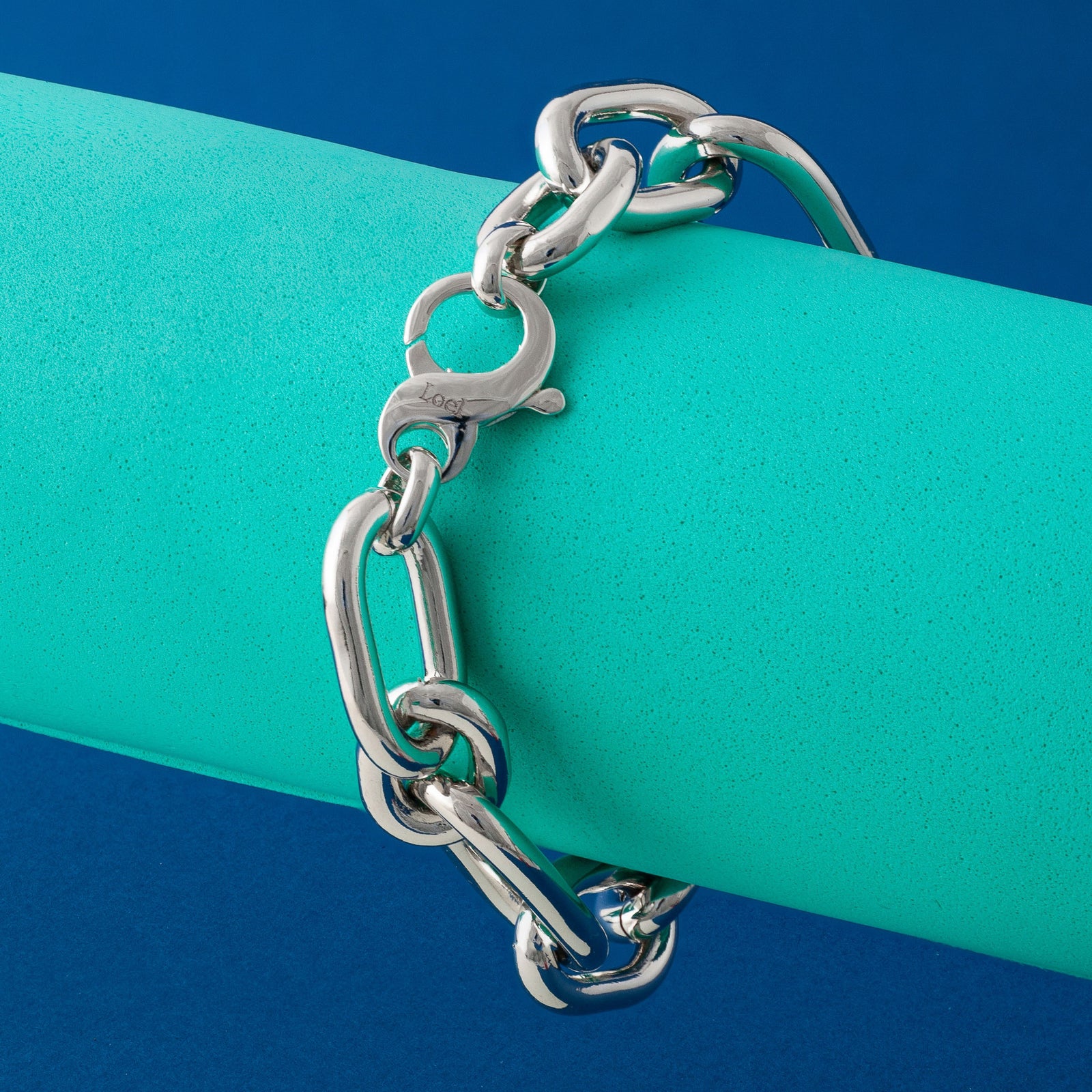 LARGE THICK SILVER CHAIN BRACELET